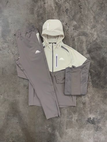 Trailberg sets – DripModa