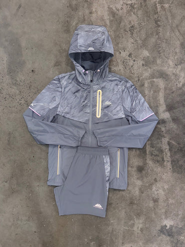 Trailberg sets – DripModa