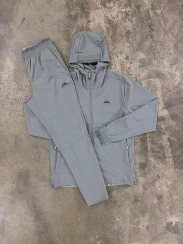 Trailberg sets – DripModa